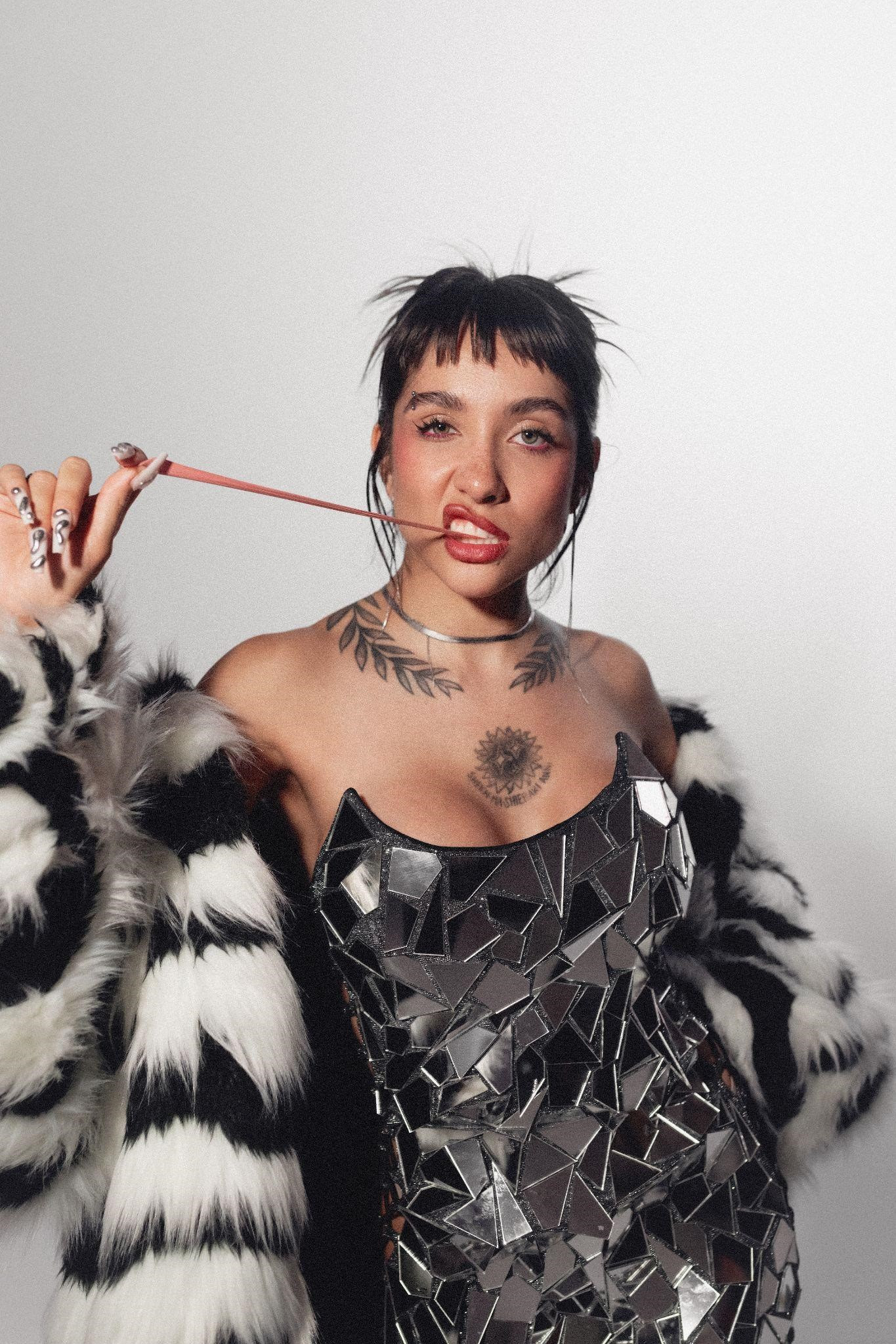 MARIA BECERRA: “IMÁN”, MAGNÉTICO POP ADELANTO DE SU NUEVO ÁLBUM ...