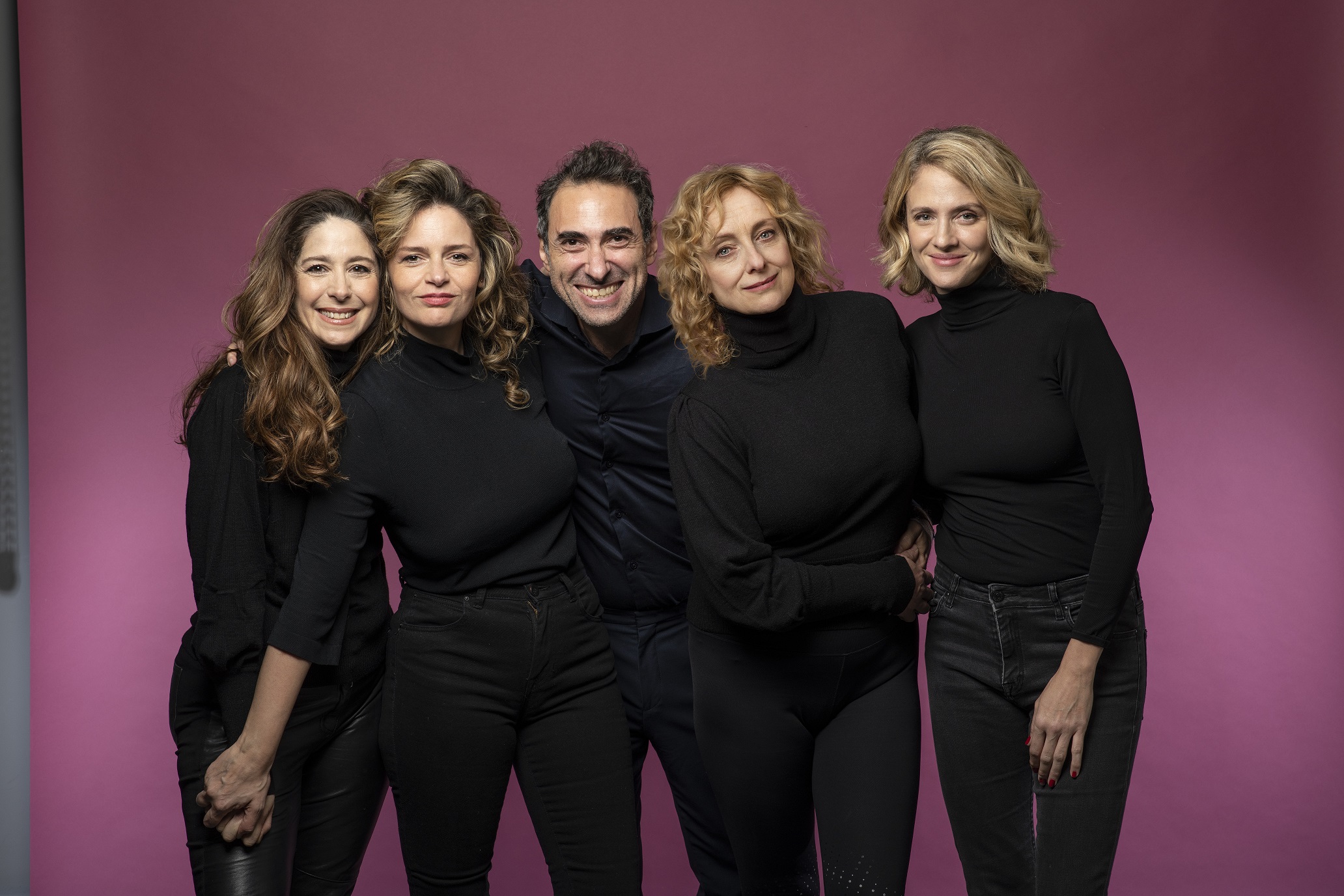 DIEGO ROMAY, LAURA NOVOA, ROMINA RICHI, LEONORA BALCARCE Y MARA ...