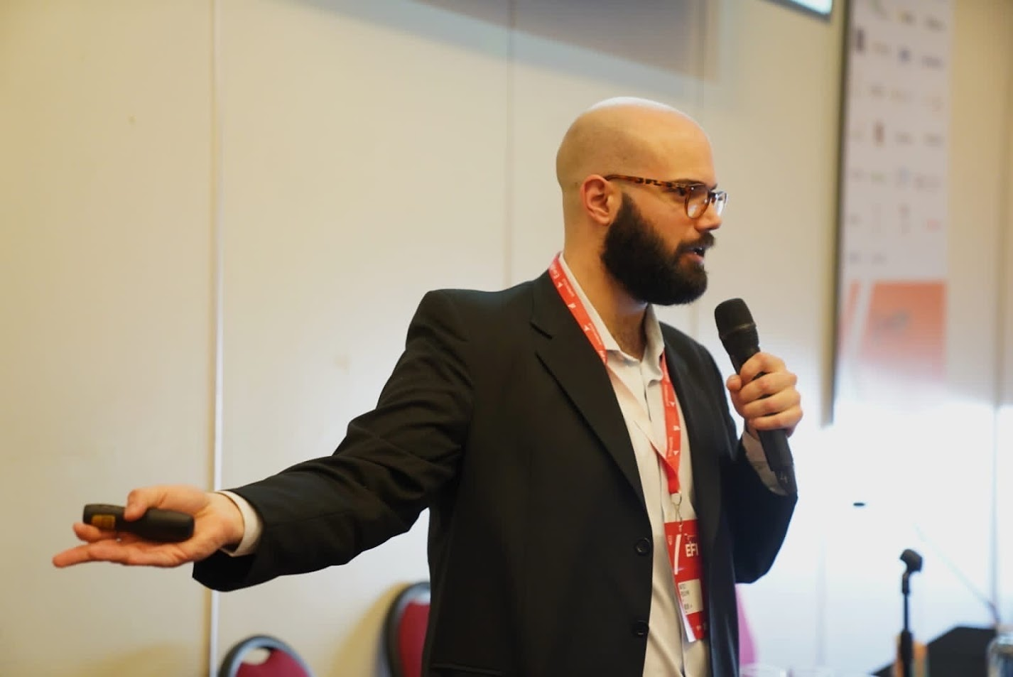 Mateo Reschini, nuevo Head of Research de Inviu – Marcela Fittipaldi ...