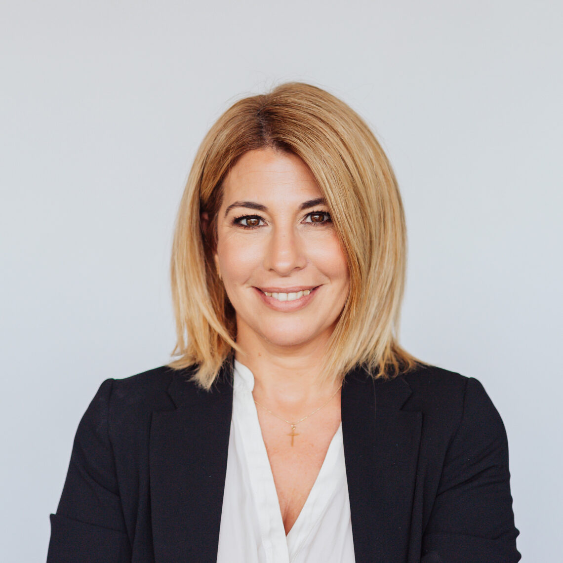 Accenture expande AI Refinery y lanza nuevas soluciones de agentes ...